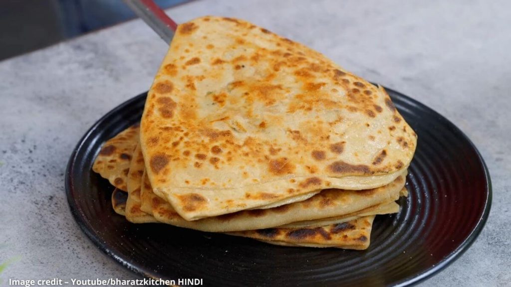 ડુંગળી ના પરોઠા બનાવવાની રીત | dungri na paratha banavani rit recipe in ...