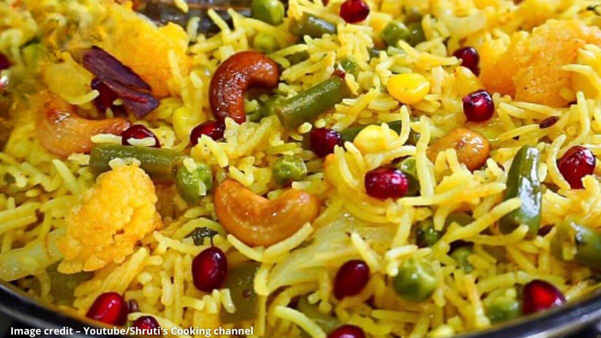 સાત્વિક મિક્સ વેજ પુલાવ બનાવવાની રીત | Satvik mix vej pulao banavani ...