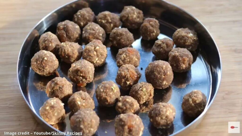 પૌવા લાડુ બનાવવાની રીત | Pauva ladu banavani rit | Pauva ladoo recipe ...