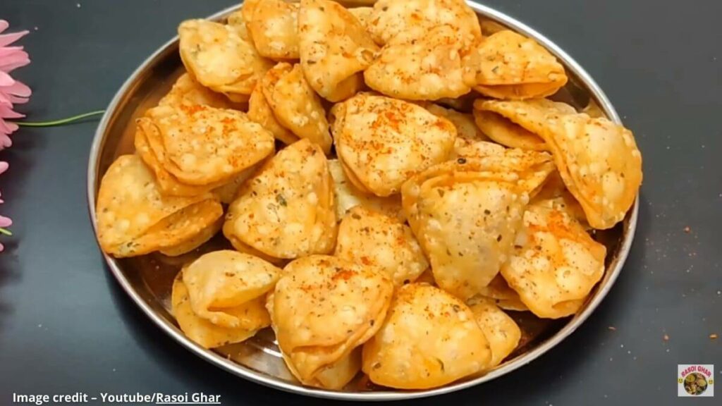 સમોસા પૂરી બનાવવાની રીત | Samosa puri banavani rit | Samosa puri recipe ...