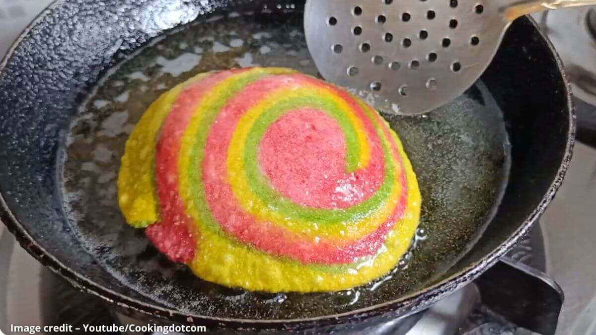રંગ બે રંગી પૂરી બનાવવાની રીત | Rang be rangi puri banavani rit - Narad ...